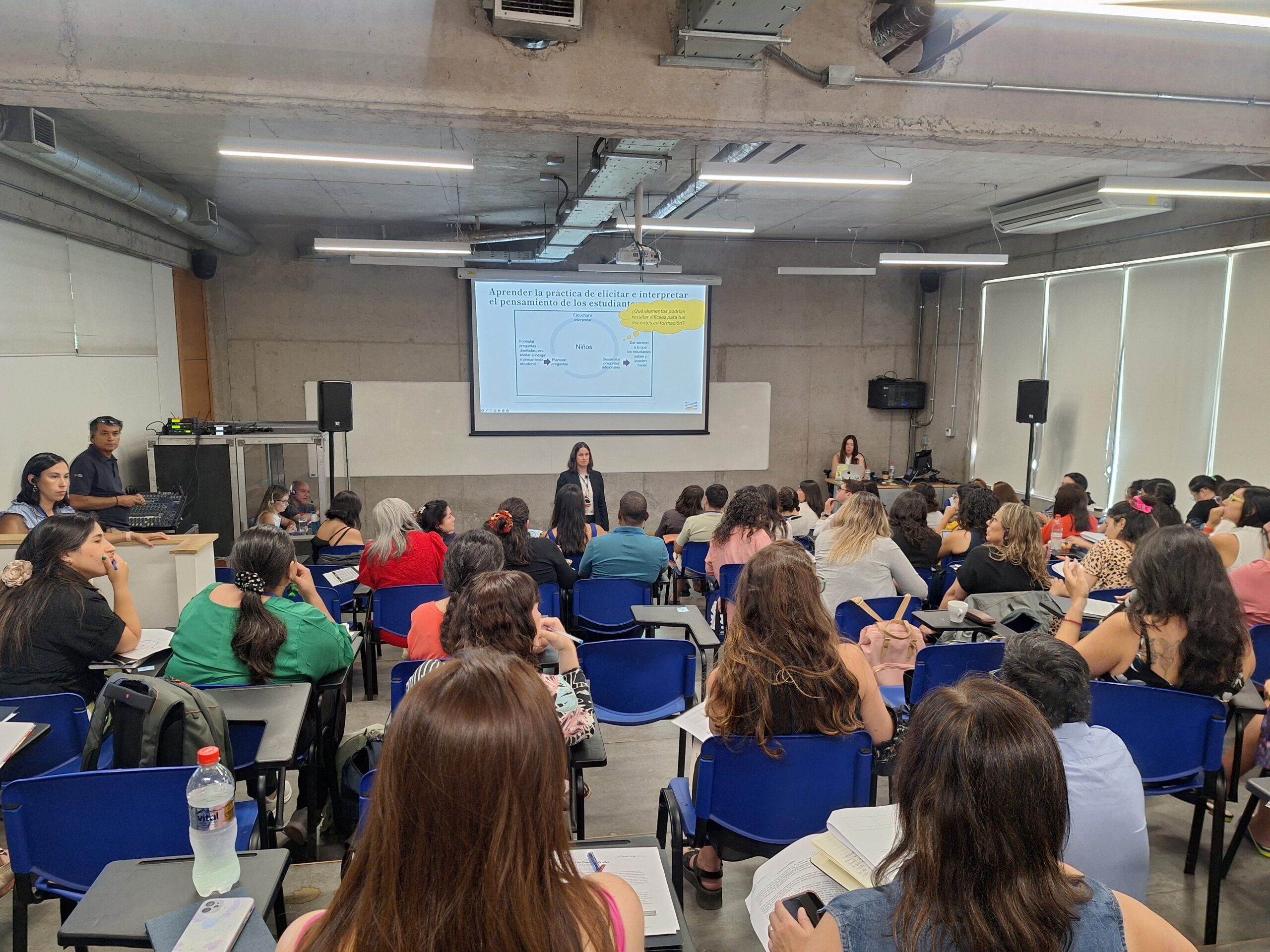 Académicas/os de la Facultad de Educación fortalecen la formación ...